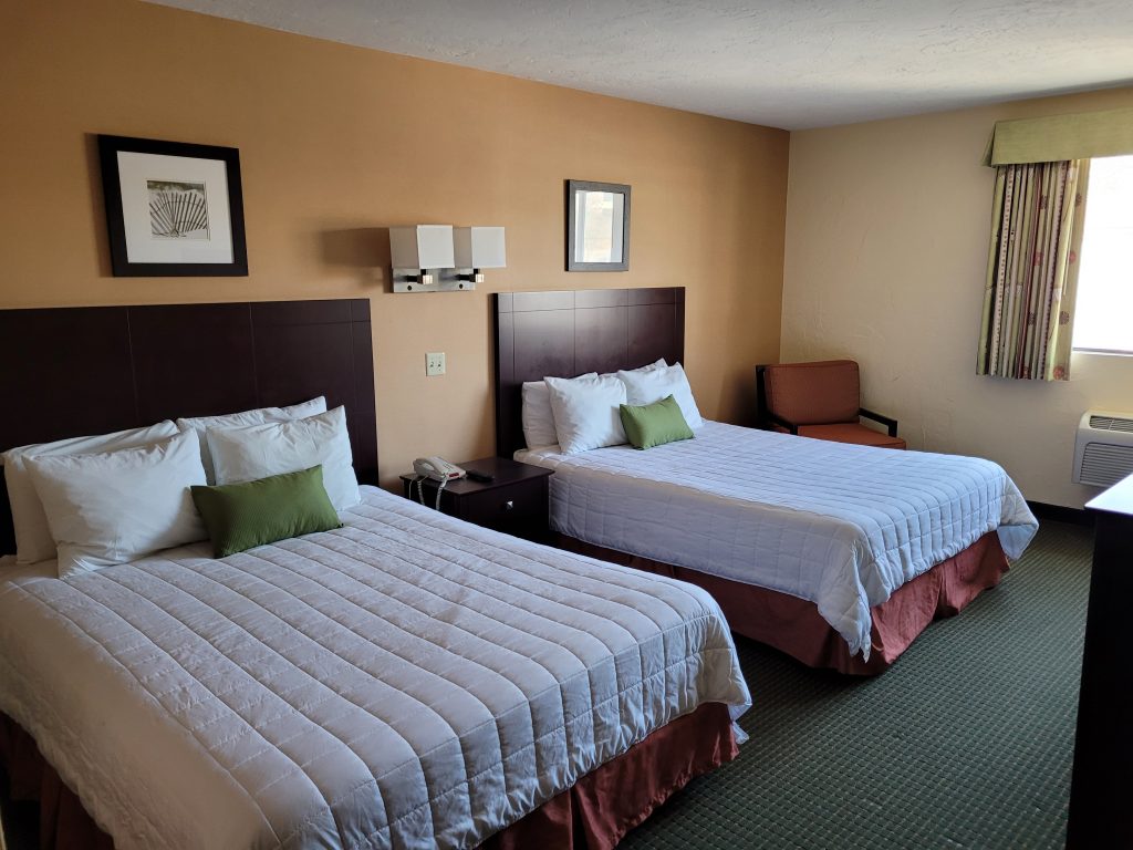 Rooms and Reservations